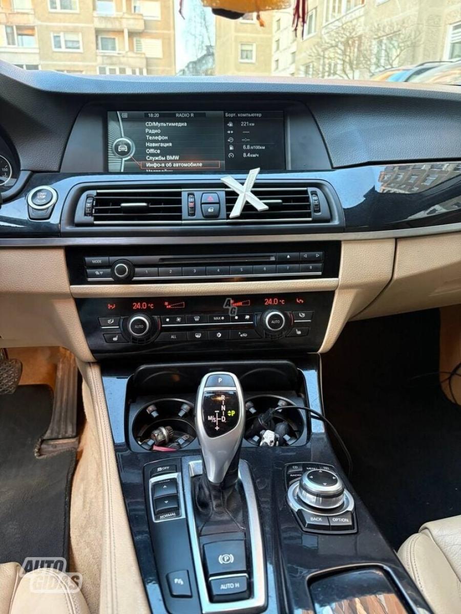 Brown BMW 520 2010 in Vilnius, with an engine capacity of 2.00 L and mileage of 290 thousand km for 7200 €, photo 10 on AUTOMOTO.COM.LV