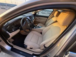 Brūns BMW 520 2010 Kauņa, ar dzinēja tilpumu 2.00 L un nobraukumu 379 tūkst. km par 7700 €, foto 13 vietnē AUTOMOTO.COM.LV