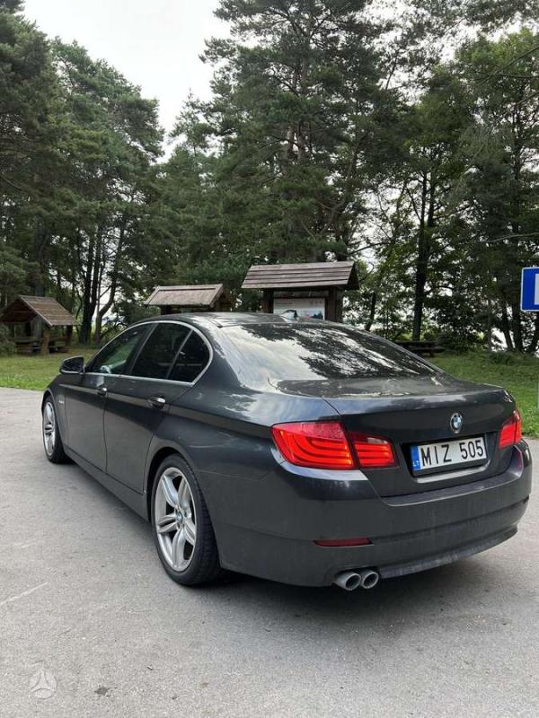 БМВ 520 2010 в Клайпеда на AUTOMOTO.COM.LV Коричневый БМВ 520 2010 в Клайпеда, объемом двигателя 2.00 л и пробегом 320 тыс. км за 8000 €, фото 6 на AUTOMOTO.COM.LV