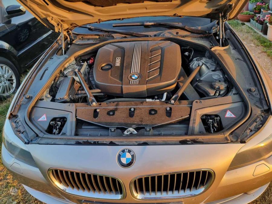 Brown BMW 520 2011 in Alytus, with an engine capacity of 2.00 L and mileage of 257 thousand km for 6420 €, photo 12 on AUTOMOTO.COM.LV
