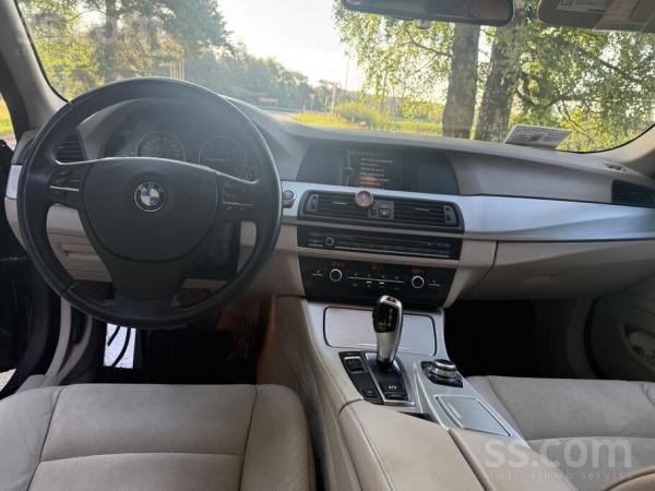 Brown BMW 520 2011 in Jelgava, with an engine capacity of 2.00 L and mileage of 300 thousand km for 8200 €, photo 5 on AUTOMOTO.COM.LV