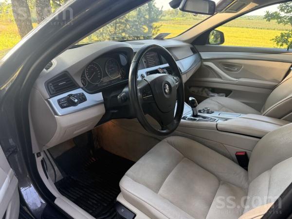 Brown BMW 520 2011 in Jelgava, with an engine capacity of 2.00 L and mileage of 300 thousand km for 8200 €, photo 6 on AUTOMOTO.COM.LV