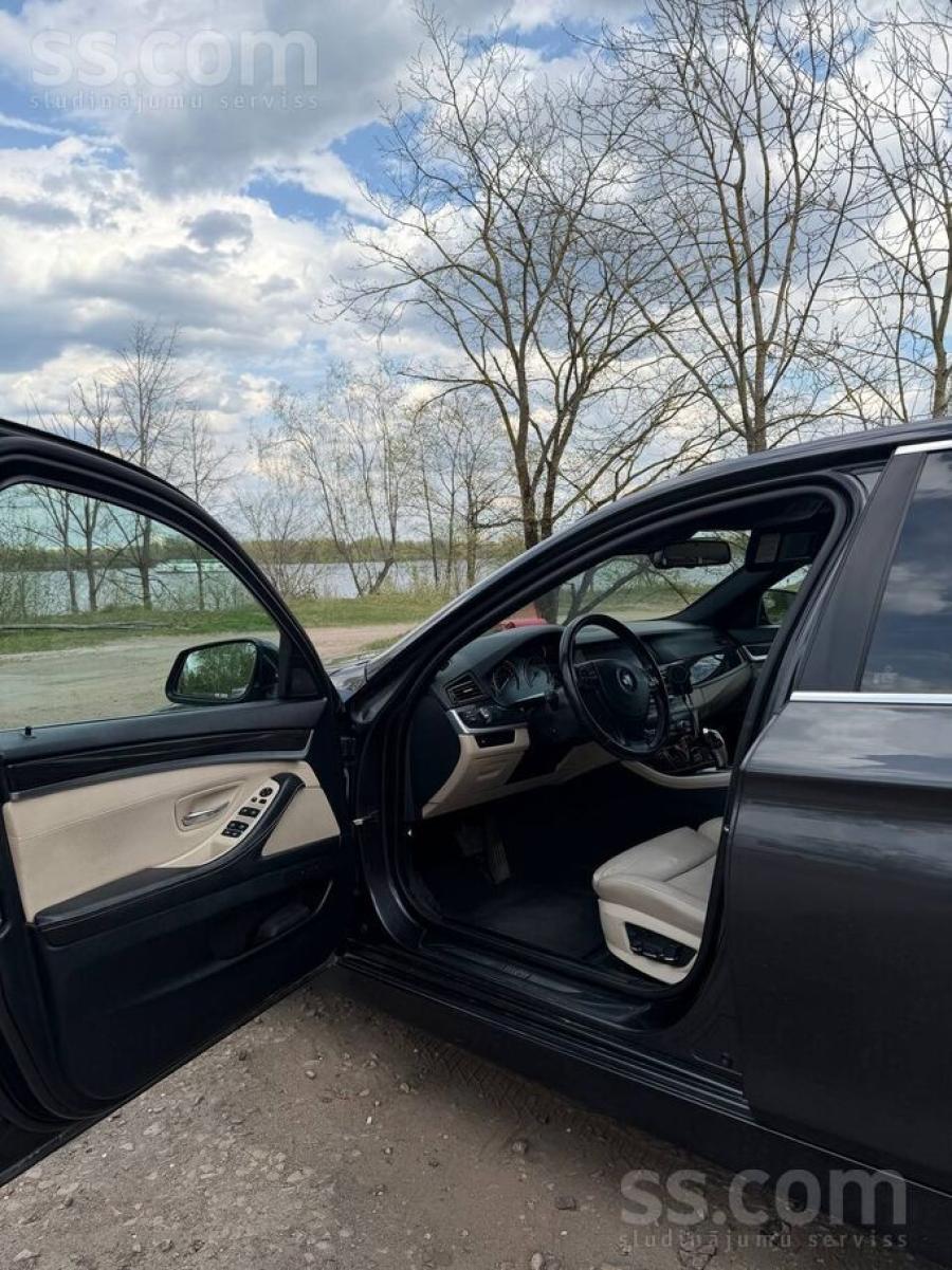 Brown BMW 520 2012 in Riga, with an engine capacity of 2.00 L and mileage of 283 thousand km for 10500 €, photo 12 on AUTOMOTO.COM.LV