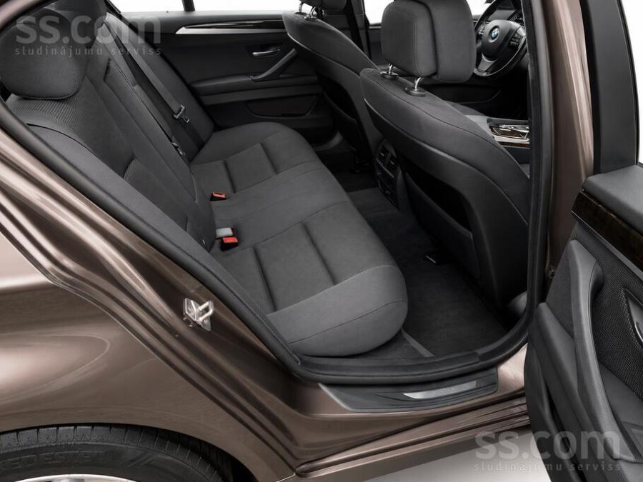 Brūns BMW 520 2012 Rīga, ar dzinēja tilpumu 2.00 L un nobraukumu 232 tūkst. km par 7900 €, foto 12 vietnē AUTOMOTO.COM.LV