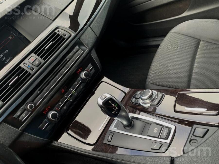 Brūns BMW 520 2012 Rīga, ar dzinēja tilpumu 2.00 L un nobraukumu 232 tūkst. km par 7900 €, foto 14 vietnē AUTOMOTO.COM.LV