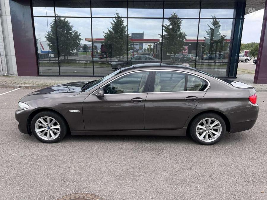 Brūns BMW 520 2012 Klaipėda, ar dzinēja tilpumu 2.00 L un nobraukumu 330 tūkst. km par 7000 €, foto 15 vietnē AUTOMOTO.COM.LV