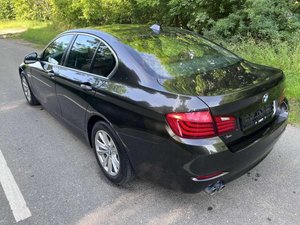 Brown BMW 520 2013 in Kaunas, with an engine capacity of 2.00 L and mileage of 298 thousand km for 9450 €, photo 4 on AUTOMOTO.COM.LV