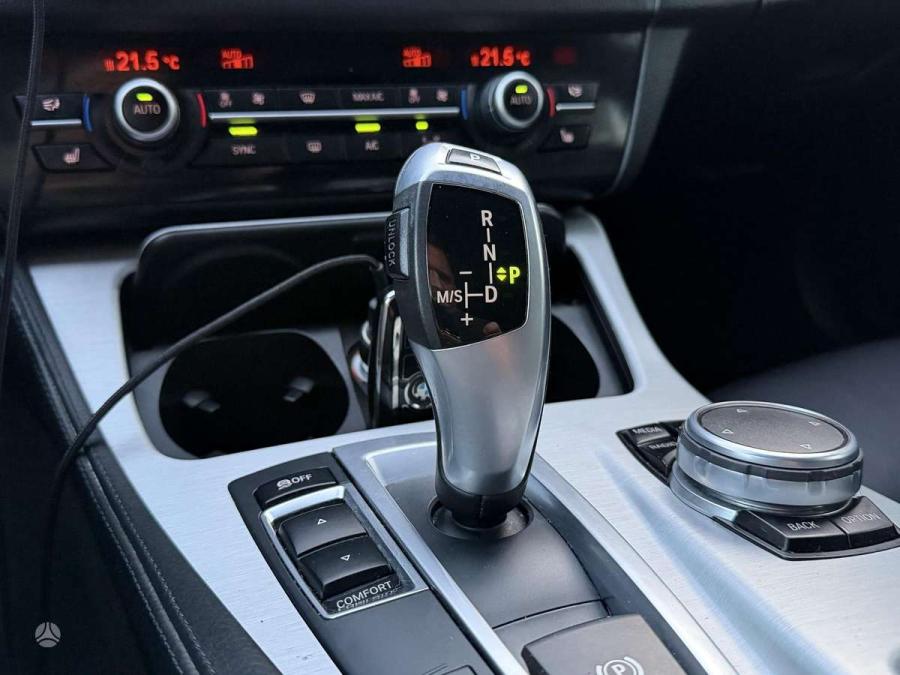 Brūns BMW 520 2013 Viļņa, ar dzinēja tilpumu 2.00 L un nobraukumu 244 tūkst. km par 9250 €, foto 10 vietnē AUTOMOTO.COM.LV