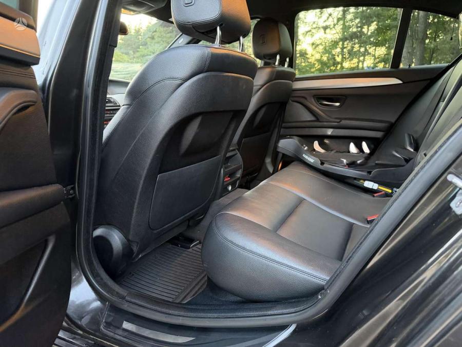 Brūns BMW 520 2013 Viļņa, ar dzinēja tilpumu 2.00 L un nobraukumu 244 tūkst. km par 9250 €, foto 17 vietnē AUTOMOTO.COM.LV