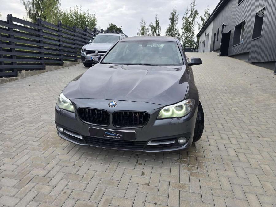 Brown BMW 520 2016 in Telschi, with an engine capacity of 2.00 L and mileage of 226 thousand km for 10999 €, photo 3 on AUTOMOTO.COM.LV