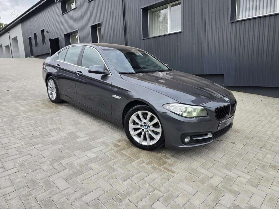Brown BMW 520 2016 in Telschi, with an engine capacity of 2.00 L and mileage of 226 thousand km for 10999 €, photo 5 on AUTOMOTO.COM.LV