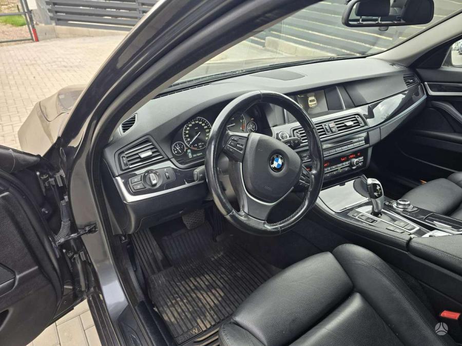Brown BMW 520 2016 in Telschi, with an engine capacity of 2.00 L and mileage of 226 thousand km for 10999 €, photo 20 on AUTOMOTO.COM.LV