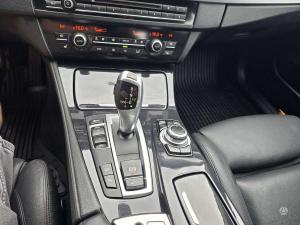 Brown BMW 520 2016 in Telschi, with an engine capacity of 2.00 L and mileage of 226 thousand km for 10999 €, photo 26 on AUTOMOTO.COM.LV