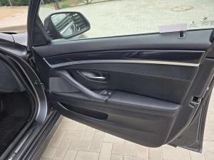 Brown BMW 520 2016 in Telschi, with an engine capacity of 2.00 L and mileage of 226 thousand km for 10999 €, photo 29 on AUTOMOTO.COM.LV