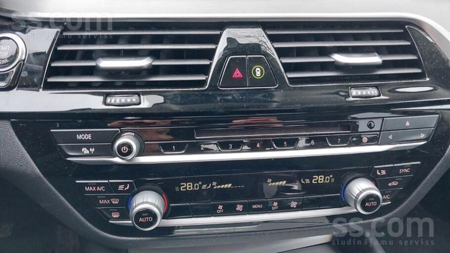 Brown BMW 520 2017 in Aluksne, with an engine capacity of 2.00 L and mileage of 0 thousand km for 17500 €, photo 22 on AUTOMOTO.COM.LV