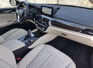 Brown BMW 520 2017 in Siauliai, with an engine capacity of 2.00 L and mileage of 96 thousand km for 18900 €, photo 12 on AUTOMOTO.COM.LV