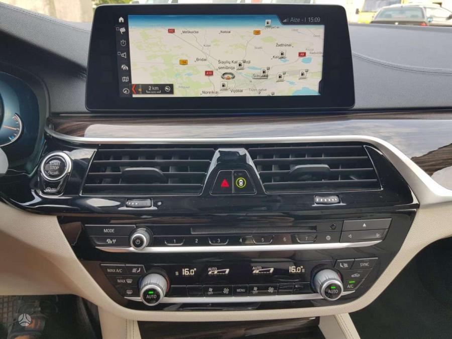 Brown BMW 520 2017 in Siauliai, with an engine capacity of 2.00 L and mileage of 96 thousand km for 18900 €, photo 19 on AUTOMOTO.COM.LV