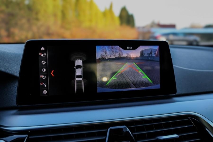 Brūns BMW 520 2018 Rīga, ar dzinēja tilpumu 2.00 L un nobraukumu 230 tūkst. km par 21500 €, foto 13 vietnē AUTOMOTO.COM.LV