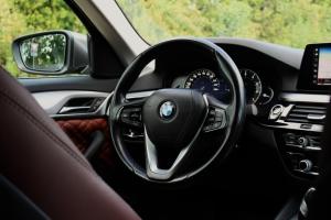Brūns BMW 520 2018 Rīga, ar dzinēja tilpumu 2.00 L un nobraukumu 230 tūkst. km par 21500 €, foto 31 vietnē AUTOMOTO.COM.LV