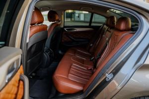 Brūns BMW 520 2018 Rīga, ar dzinēja tilpumu 2.00 L un nobraukumu 230 tūkst. km par 21500 €, foto 38 vietnē AUTOMOTO.COM.LV