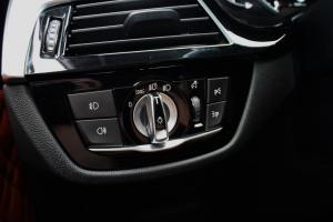 Brūns BMW 520 2018 Rīga, ar dzinēja tilpumu 2.00 L un nobraukumu 230 tūkst. km par 21500 €, foto 39 vietnē AUTOMOTO.COM.LV