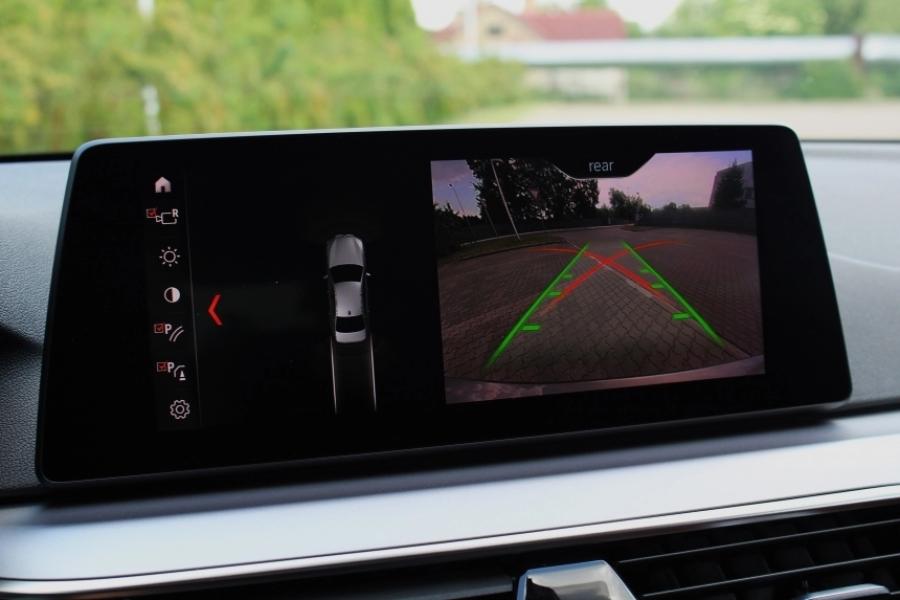 Brūns BMW 520 2018 Rīga, ar dzinēja tilpumu 2.00 L un nobraukumu 230 tūkst. km par 21500 €, foto 49 vietnē AUTOMOTO.COM.LV