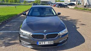 Brown BMW 520 2018 in Vilnius, with an engine capacity of 2.00 L and mileage of 223 thousand km for 19900 €, photo 8 on AUTOMOTO.COM.LV