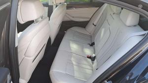 Brown BMW 520 2018 in Vilnius, with an engine capacity of 2.00 L and mileage of 223 thousand km for 19900 €, photo 10 on AUTOMOTO.COM.LV