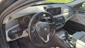 Brown BMW 520 2018 in Vilnius, with an engine capacity of 2.00 L and mileage of 223 thousand km for 19900 €, photo 15 on AUTOMOTO.COM.LV