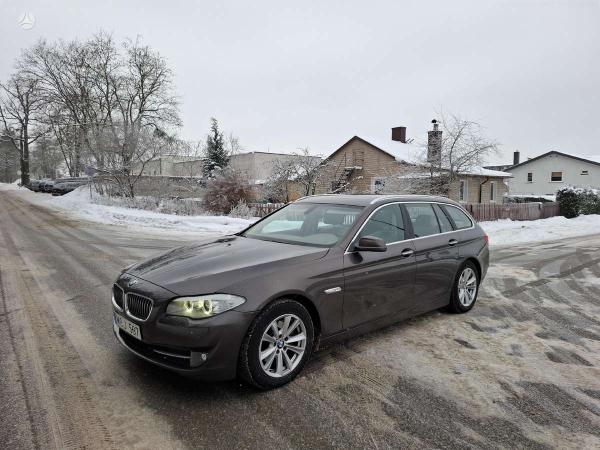 Brūns BMW 520 2010 Alīta, ar dzinēja tilpumu 2.00 L un nobraukumu 348 tūkst. km par 6700 €, foto 4 vietnē AUTOMOTO.COM.LV