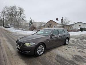 Brūns BMW 520 2010 Alīta, ar dzinēja tilpumu 2.00 L un nobraukumu 348 tūkst. km par 6700 €, foto 4 vietnē AUTOMOTO.COM.LV