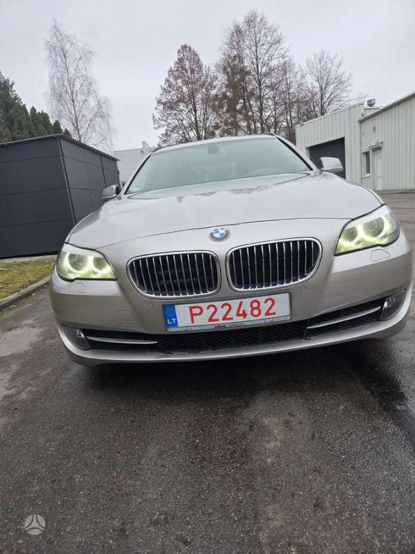 Brown BMW 520 2011 in Alytus, with an engine capacity of 2.00 L and mileage of 267 thousand km for 6850 €, photo 1 on AUTOMOTO.COM.LV