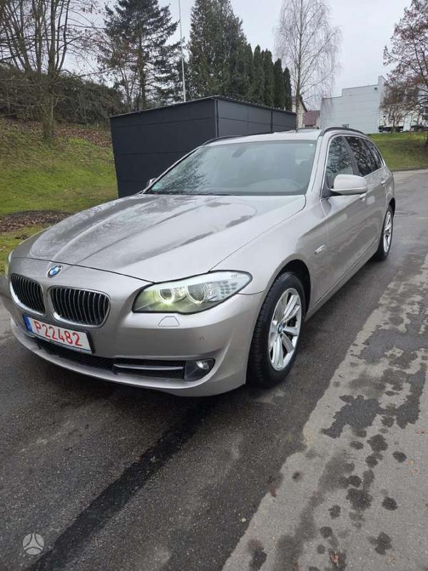 Brown BMW 520 2011 in Alytus, with an engine capacity of 2.00 L and mileage of 267 thousand km for 6850 €, photo 2 on AUTOMOTO.COM.LV
