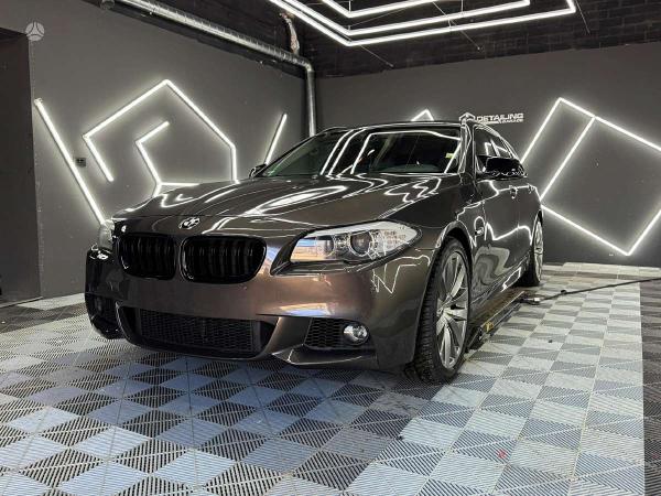 Brown BMW 520 2011 in Vilnius, with an engine capacity of 2.00 L and mileage of 293 thousand km for 8150 €, photo 4 on AUTOMOTO.COM.LV