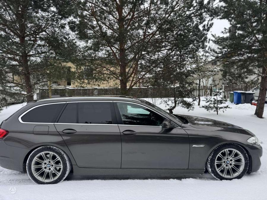 Brown BMW 520 2011 in Marijampole, with an engine capacity of 2.00 L and mileage of 260 thousand km for 7900 €, photo 4 on AUTOMOTO.COM.LV