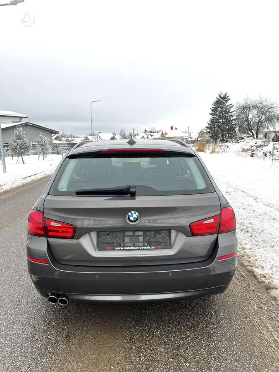Brown BMW 520 2011 in Ukmerge, with an engine capacity of 2.00 L and mileage of 292 thousand km for 6550 €, photo 6 on AUTOMOTO.COM.LV