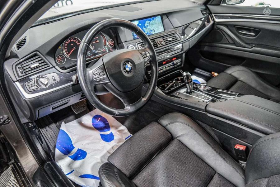 Brūns BMW 520 2011 Kauņa, ar dzinēja tilpumu 2.00 L un nobraukumu 231 tūkst. km par 8990 €, foto 5 vietnē AUTOMOTO.COM.LV