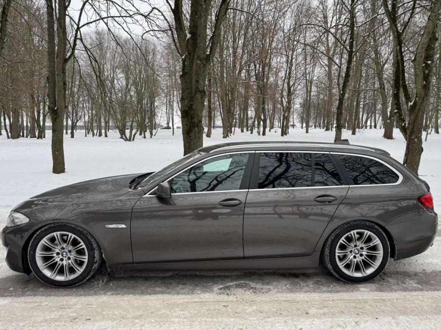Brown BMW 520 2011 in Marijampole, with an engine capacity of 2.00 L and mileage of 260 thousand km for 8000 €, photo 4 on AUTOMOTO.COM.LV