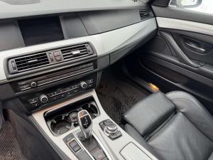 Brown BMW 520 2011 in Marijampole, with an engine capacity of 2.00 L and mileage of 260 thousand km for 8000 €, photo 14 on AUTOMOTO.COM.LV