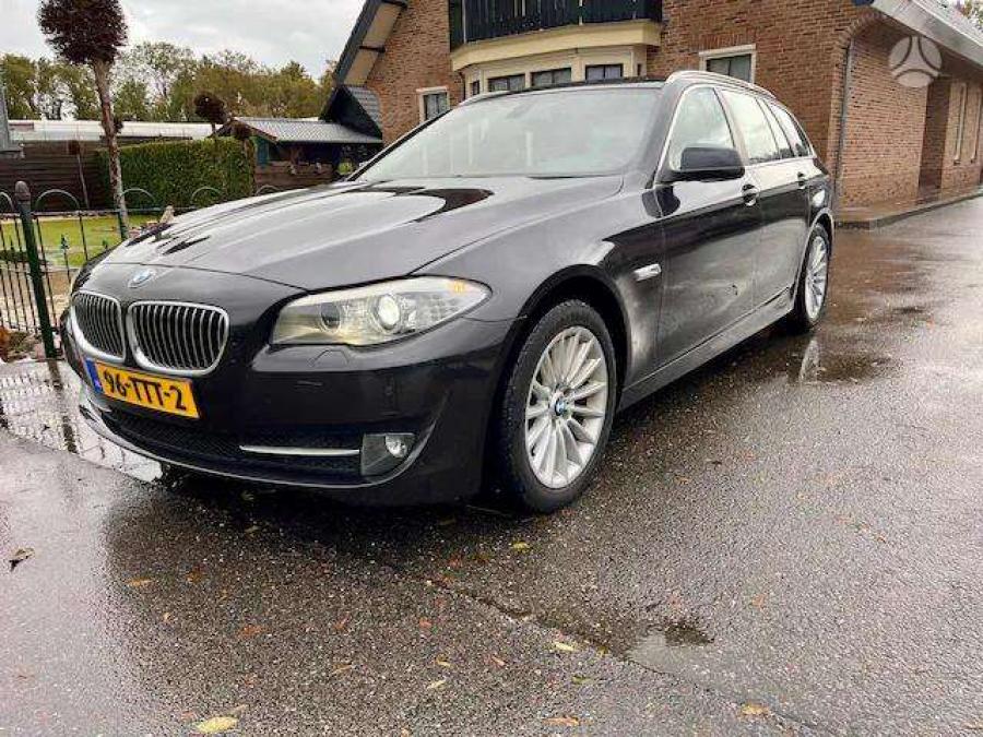 Brown BMW 520 2011 in Vilnius, with an engine capacity of 2.00 L and mileage of 278 thousand km for 7500 €, photo 12 on AUTOMOTO.COM.LV