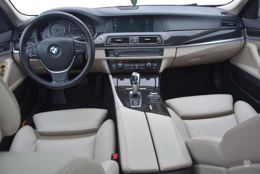 Brown BMW 520 2011 in Vilnius, with an engine capacity of 2.00 L and mileage of 274 thousand km for 7900 €, photo 12 on AUTOMOTO.COM.LV