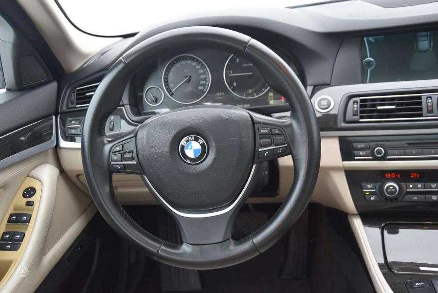 Brown BMW 520 2011 in Vilnius, with an engine capacity of 2.00 L and mileage of 274 thousand km for 7900 €, photo 14 on AUTOMOTO.COM.LV