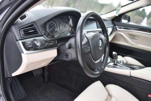 Brown BMW 520 2011 in Vilnius, with an engine capacity of 2.00 L and mileage of 274 thousand km for 7900 €, photo 16 on AUTOMOTO.COM.LV
