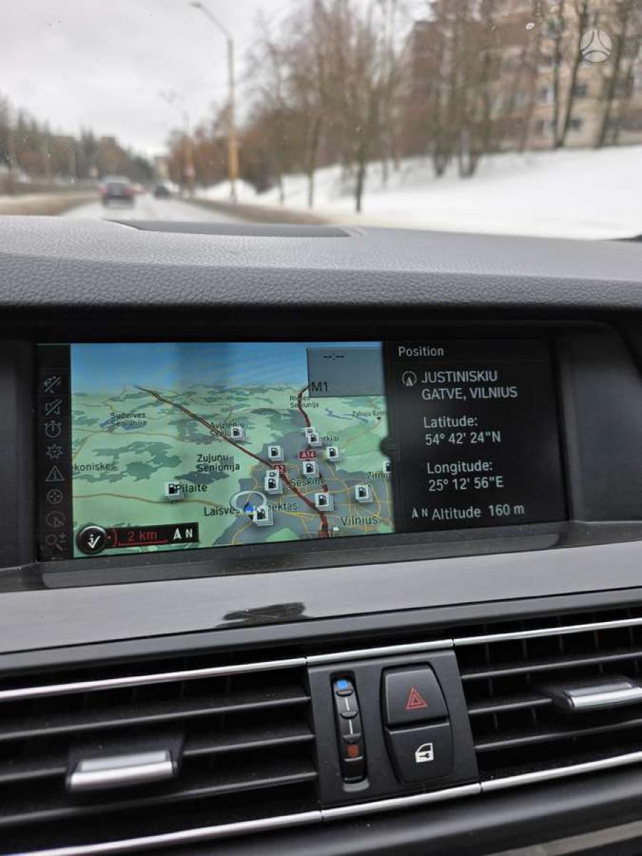 Brown BMW 520 2011 in Vilnius, with an engine capacity of 2.00 L and mileage of 274 thousand km for 7900 €, photo 24 on AUTOMOTO.COM.LV