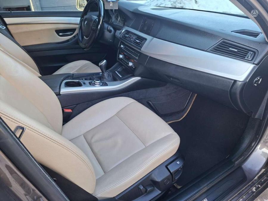 Brown BMW 520 2011 in Silute, with an engine capacity of 2.00 L and mileage of 450 thousand km for 5700 €, photo 21 on AUTOMOTO.COM.LV