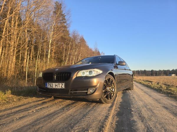 Brūns BMW 520 2011 Hāpsalu, ar dzinēja tilpumu 2.00 L un nobraukumu 317 tūkst. km par 8000 €, foto 9 vietnē AUTOMOTO.COM.LV