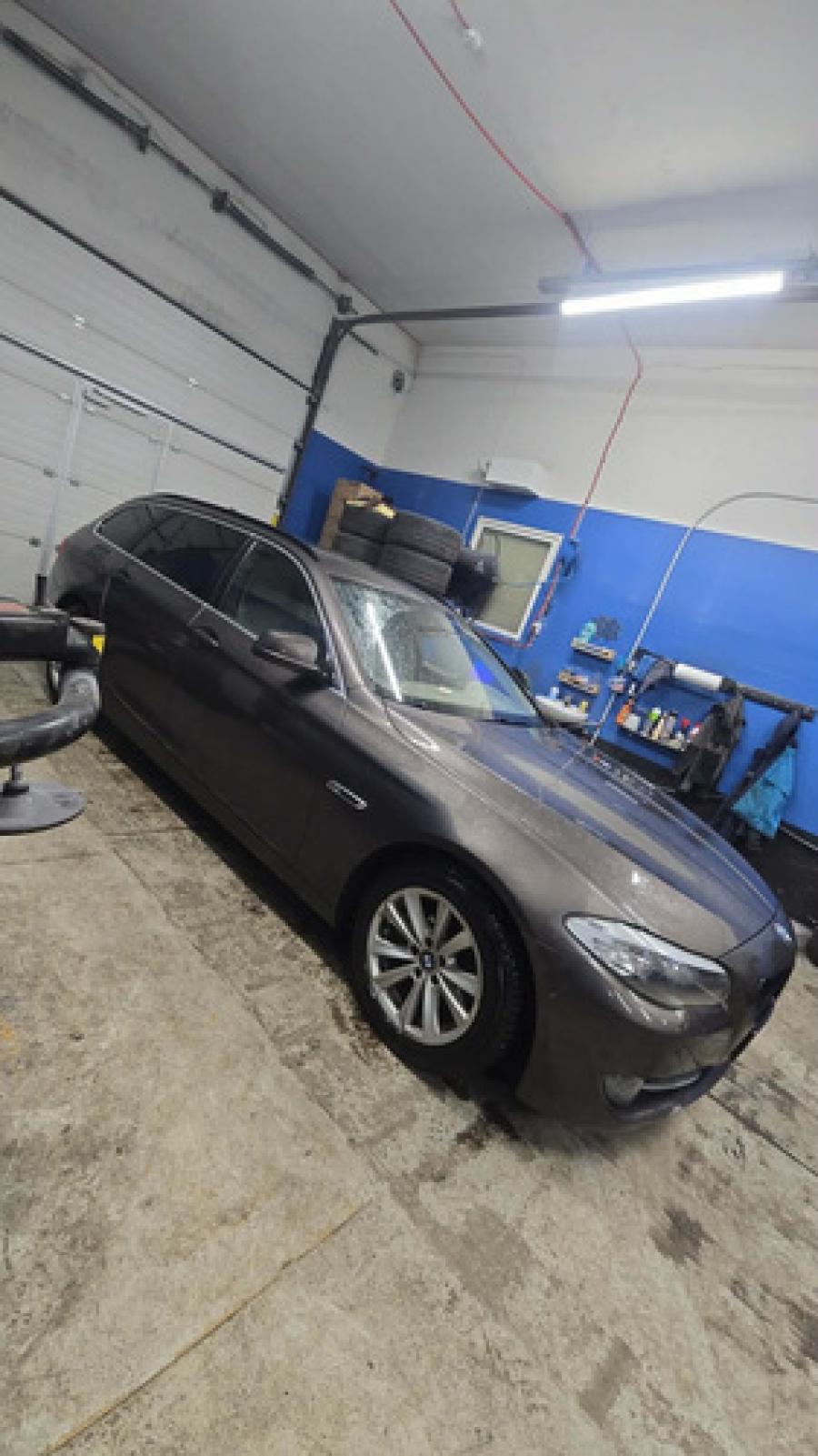 Brūns BMW 520 2011 Hāpsalu, ar dzinēja tilpumu 2.00 L un nobraukumu 317 tūkst. km par 8000 €, foto 8 vietnē AUTOMOTO.COM.LV