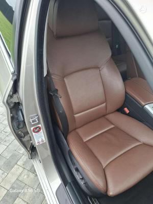 Brown BMW 520 2011 in Kaunas, with an engine capacity of 2.00 L and mileage of 287 thousand km for 8200 €, photo 23 on AUTOMOTO.COM.LV