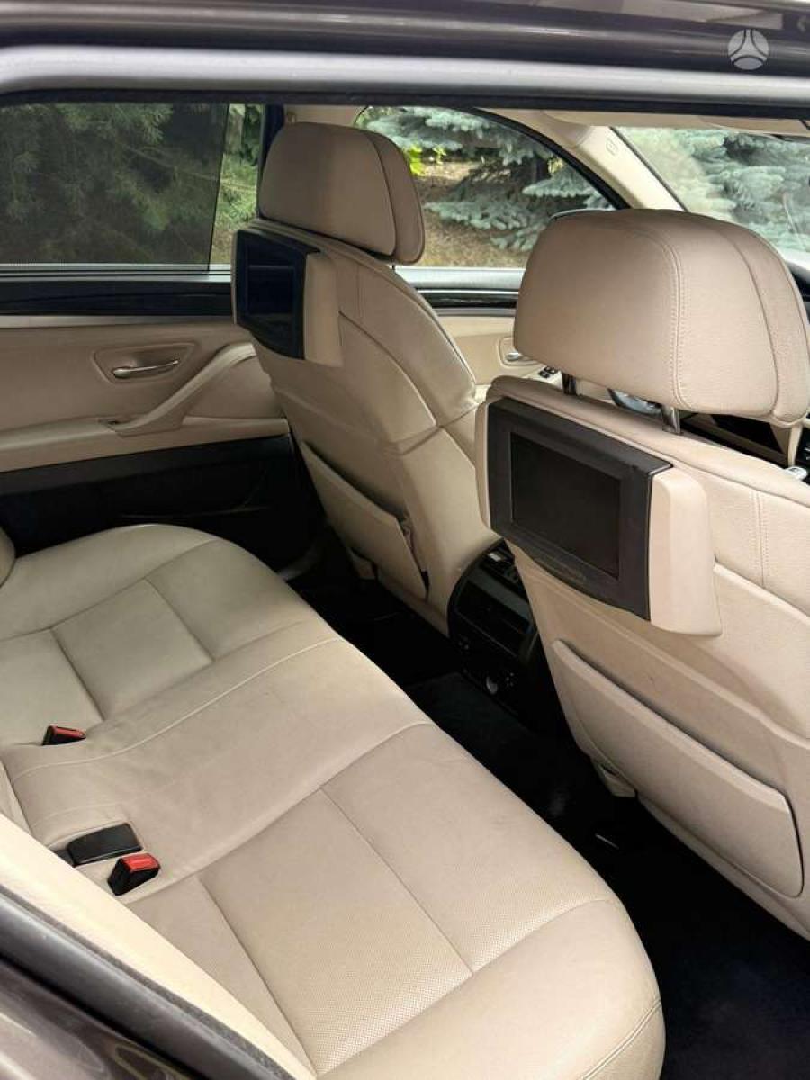 Brūns BMW 520 2011 Utena, ar dzinēja tilpumu 2.00 L un nobraukumu 284 tūkst. km par 7200 €, foto 5 vietnē AUTOMOTO.COM.LV
