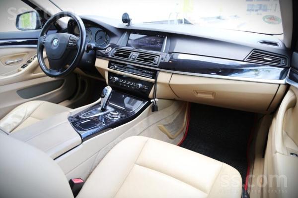 Brown BMW 520 2011 in Riga, with an engine capacity of 2.00 L and mileage of 266 thousand km for 7495 €, photo 10 on AUTOMOTO.COM.LV